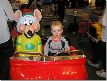Our Little Monkeys: Chuck E Cheese